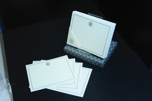 Notelets-Silver Fleur de Lys | Waterstones