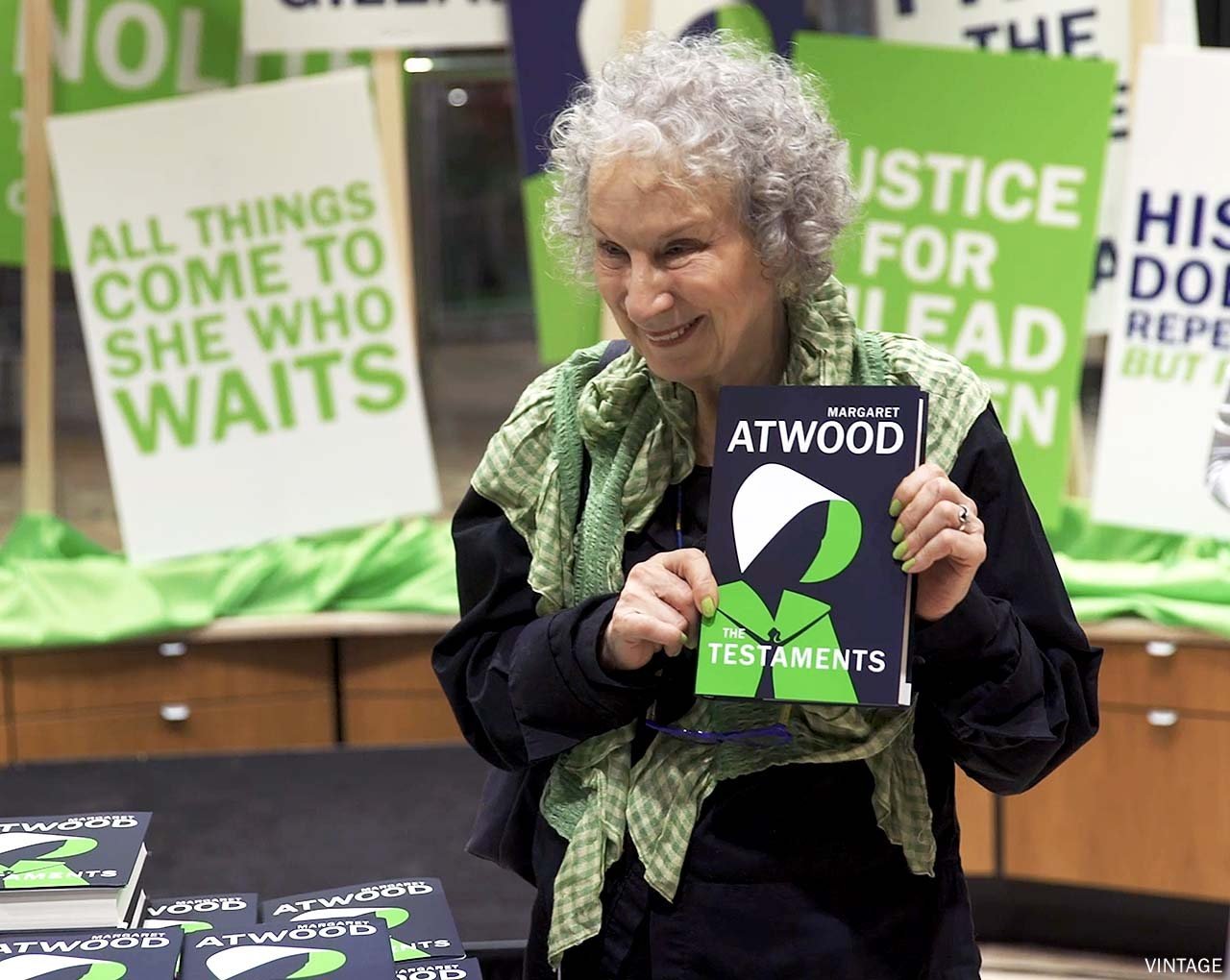 Margaret Atwood Books | Waterstones