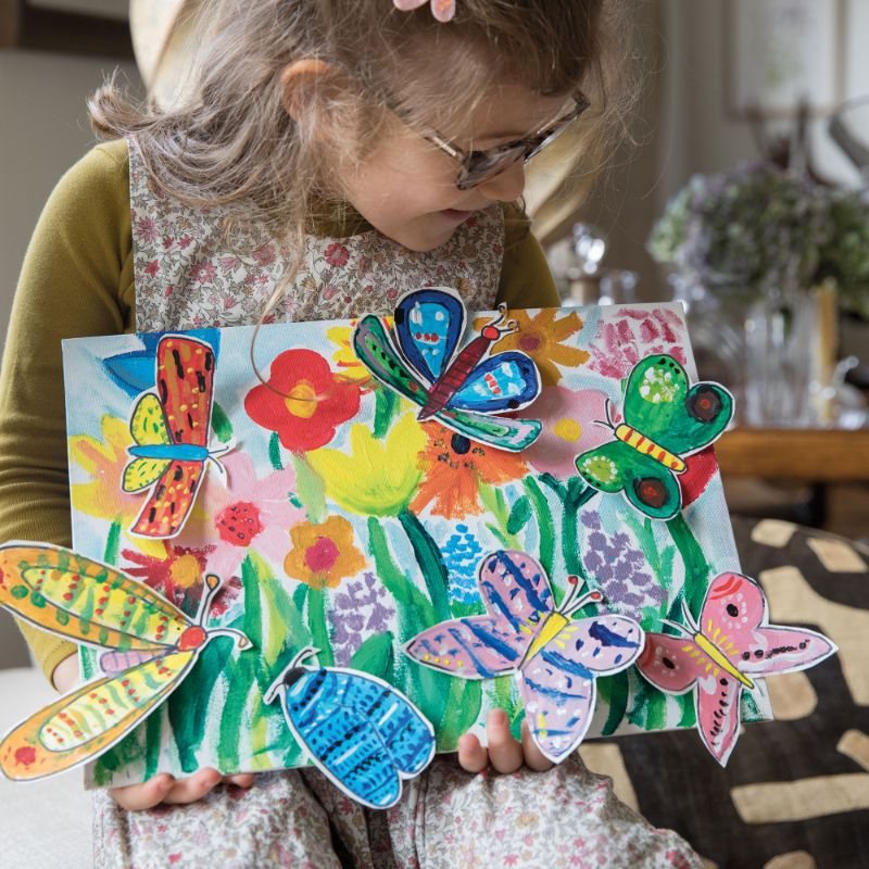 Awesome Animals Art Box | Waterstones