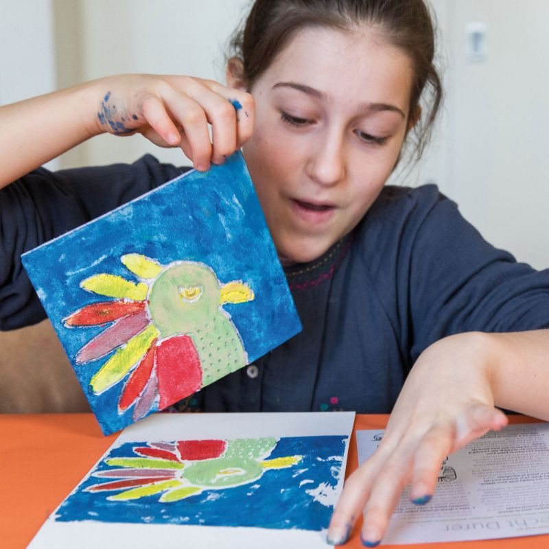 Awesome Animals Art Box | Waterstones