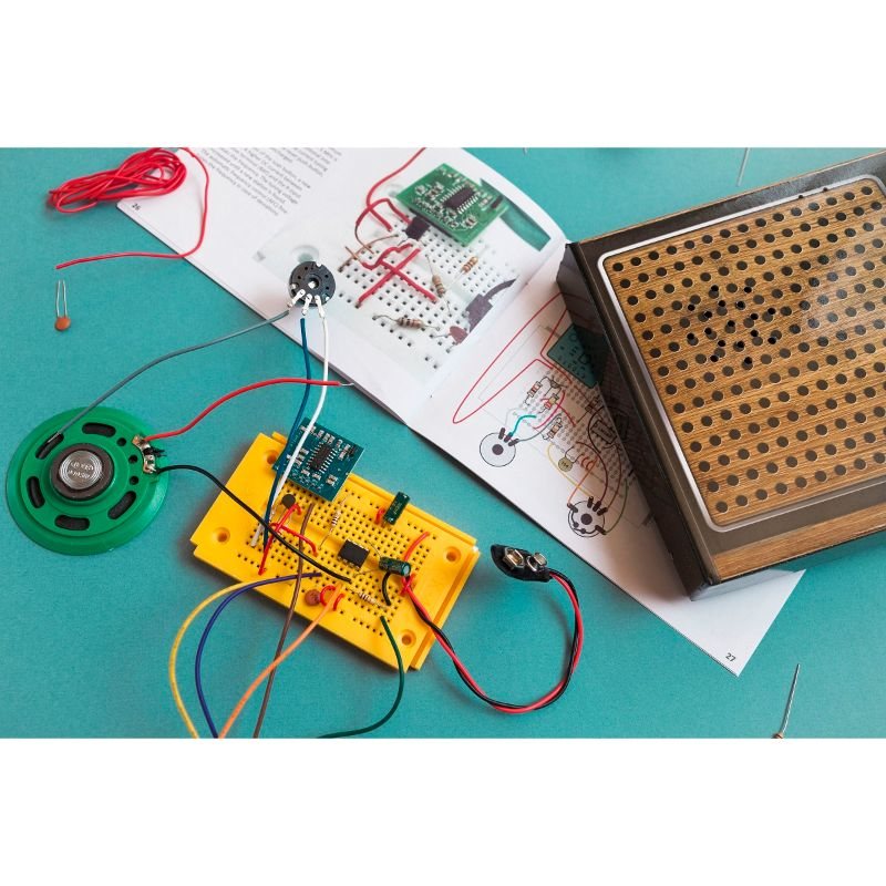 Build Your Own Retro Radio New | Waterstones
