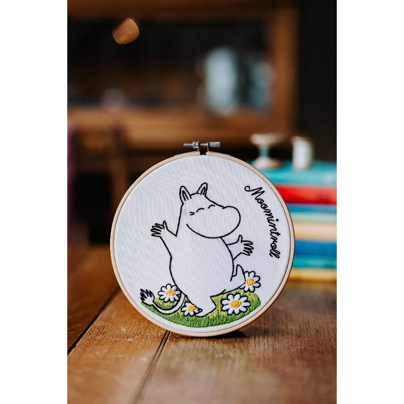 Moomintroll Dancing Embroidery Kit | Waterstones