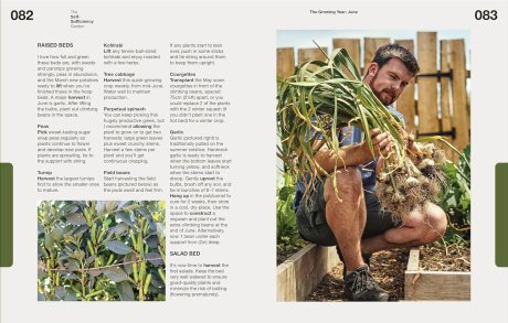 The Self-Sufficiency Garden by Huw Richards, Sam Cooper | Waterstones