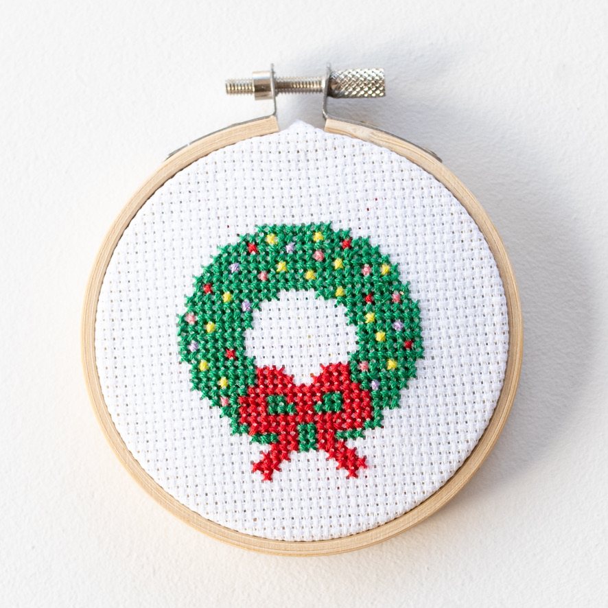 Christmas Wreath Small Cross Stitch Kit | Waterstones