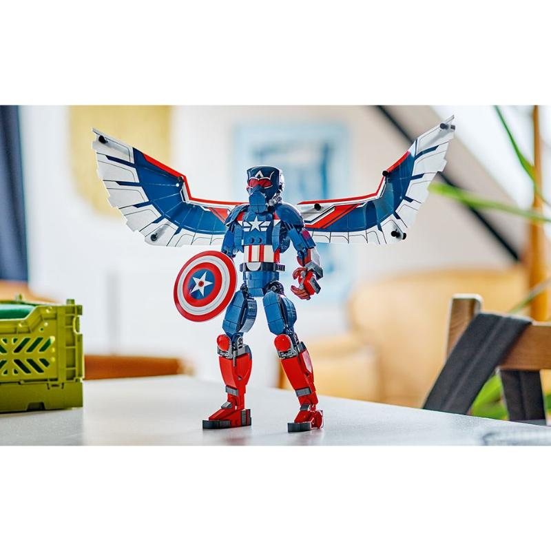 New Captain America Construction Figure | Waterstones