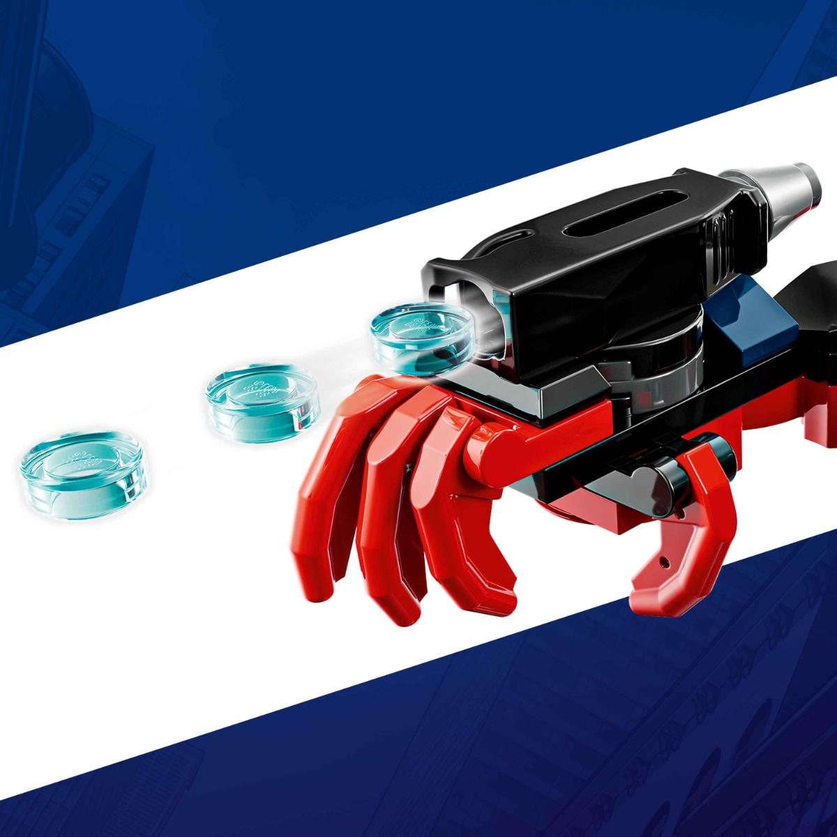 Miles Morales Mech Vs. Spider-Man 2099 | Waterstones